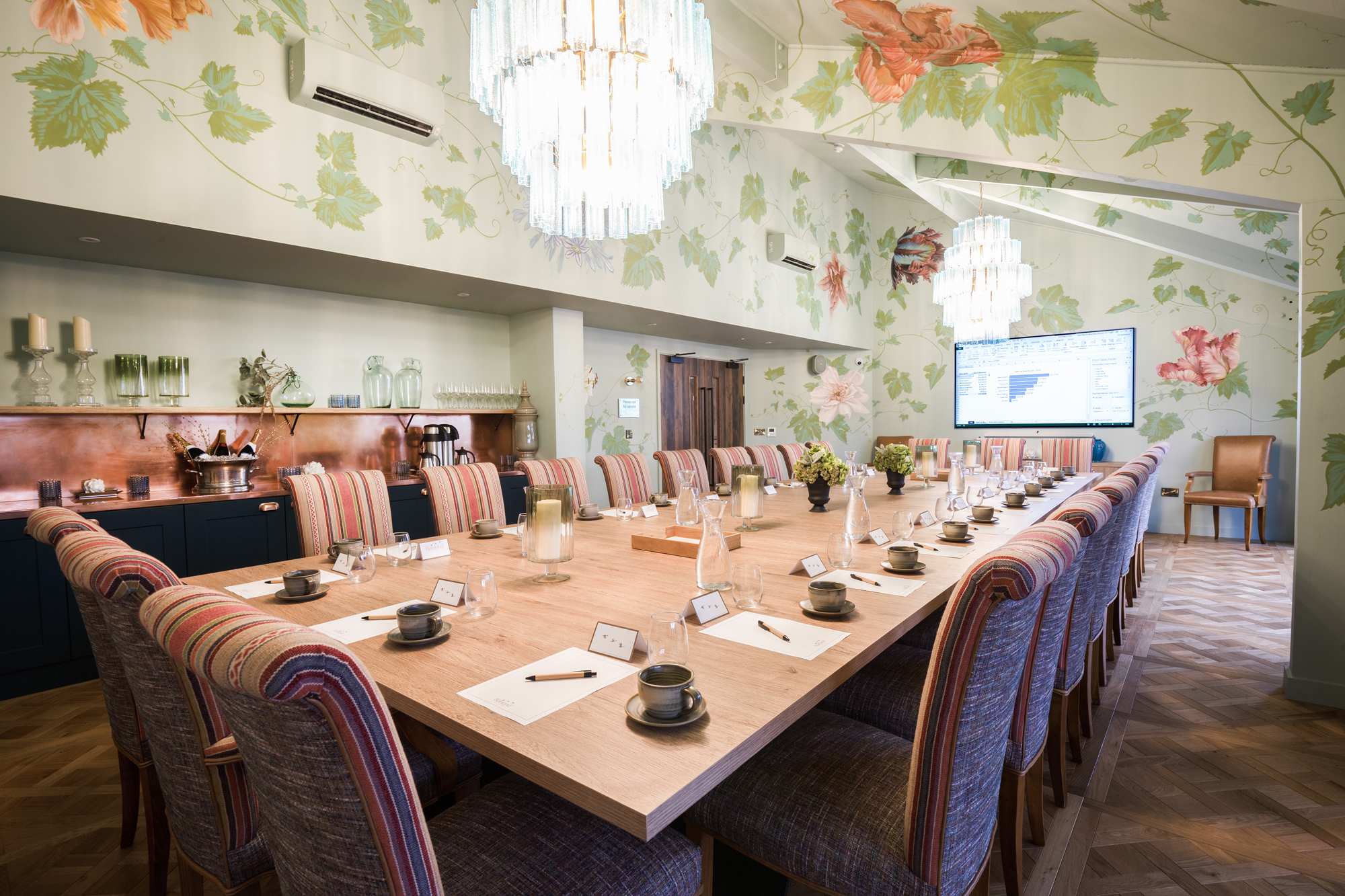 Conferencing & Business Meetings at Bainland