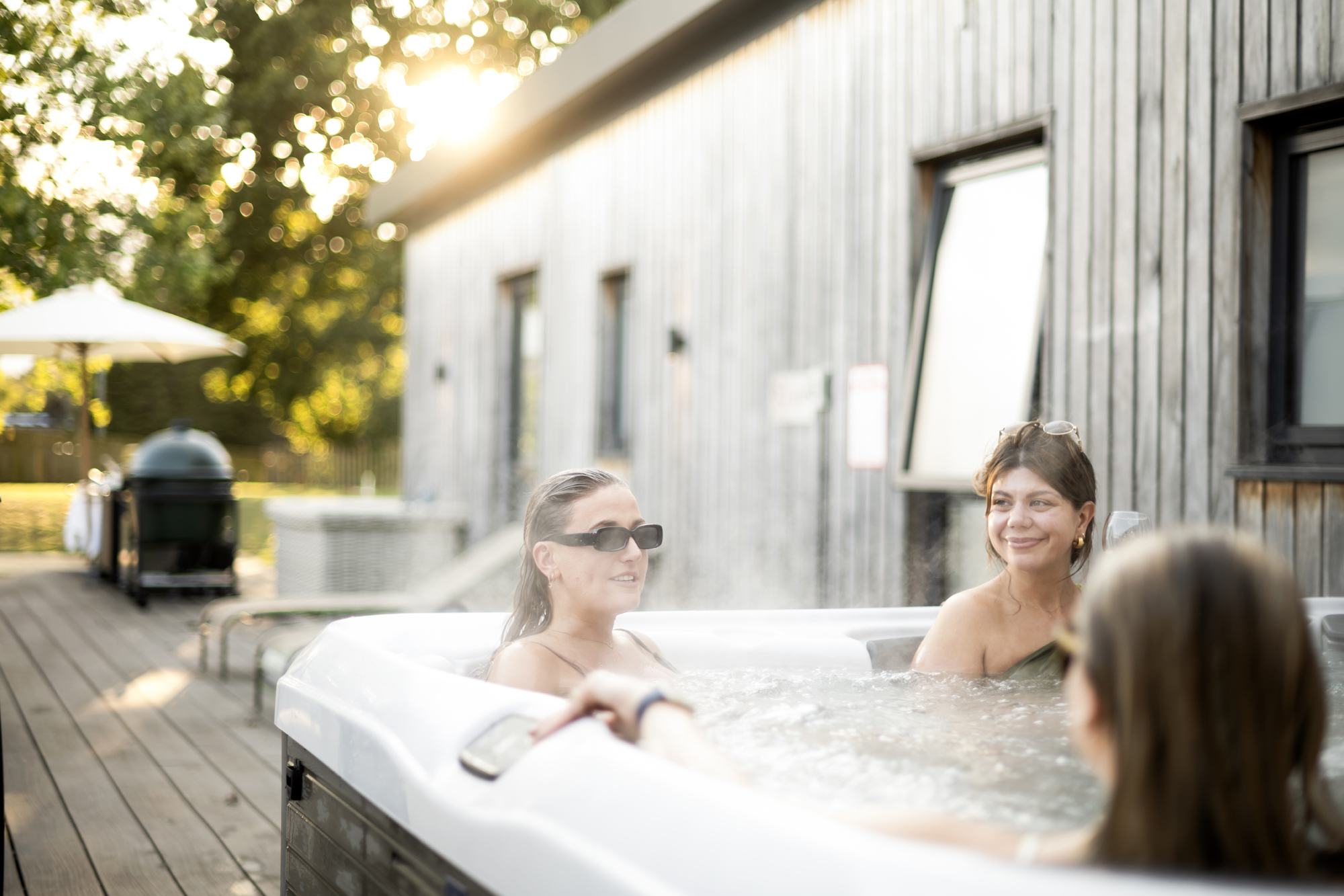Group stays with hot tubs for 8 - 24 guests in Lincolnshire