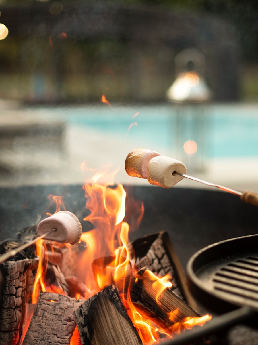 Group stays with hot tubs for 8 - 24 guests in Lincolnshire